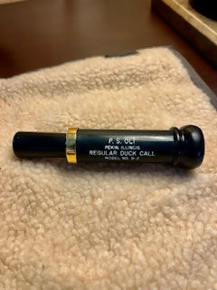 Olt D-2/Round Hole/Gold Band (Huddy Cut Call Co.) – Camoretro