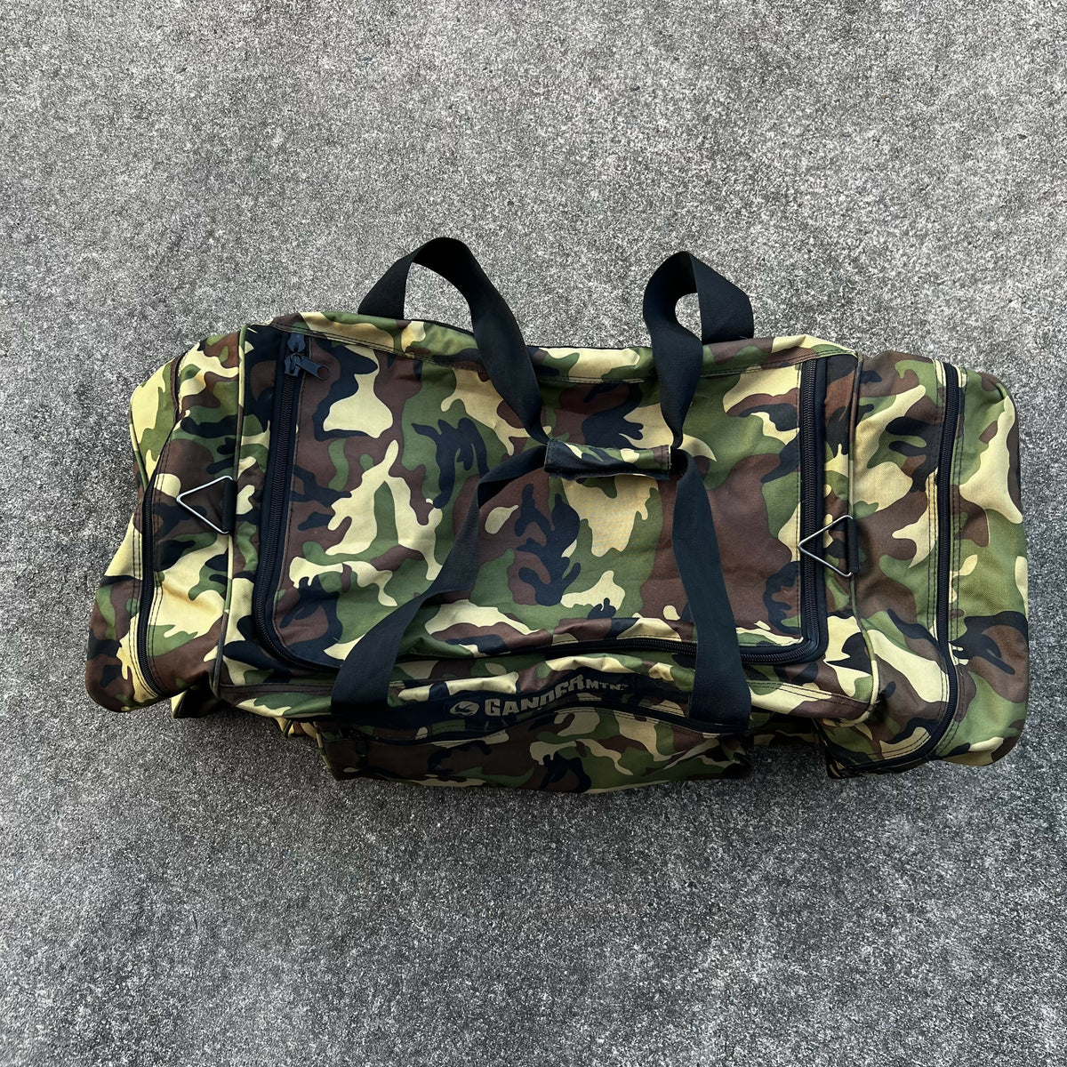 Vintage gander mountain large camo duffel bag – Camoretro