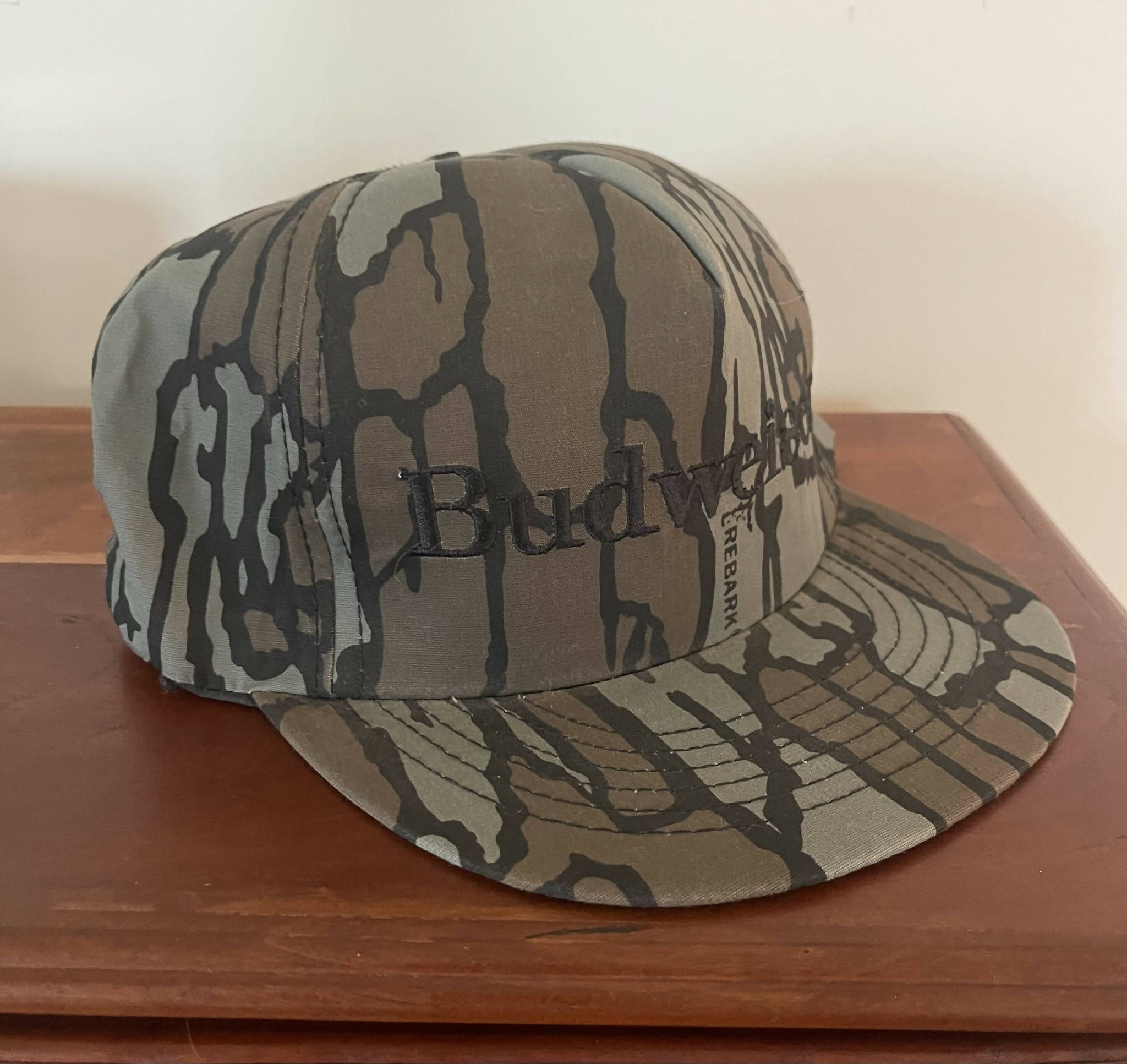 Budweiser Trebark Snapback Hat – Camoretro
